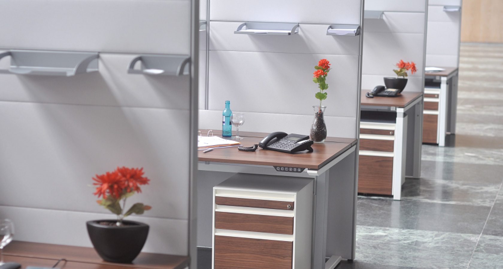 Modul Line | Grambeck - Bürobedarf & Büroeinrichtung aus einer Hand